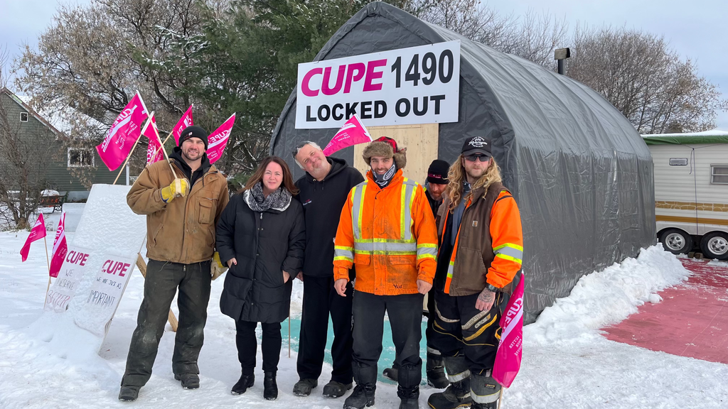 End the bully tactics, negotiate a fair deal - CUPE 1490